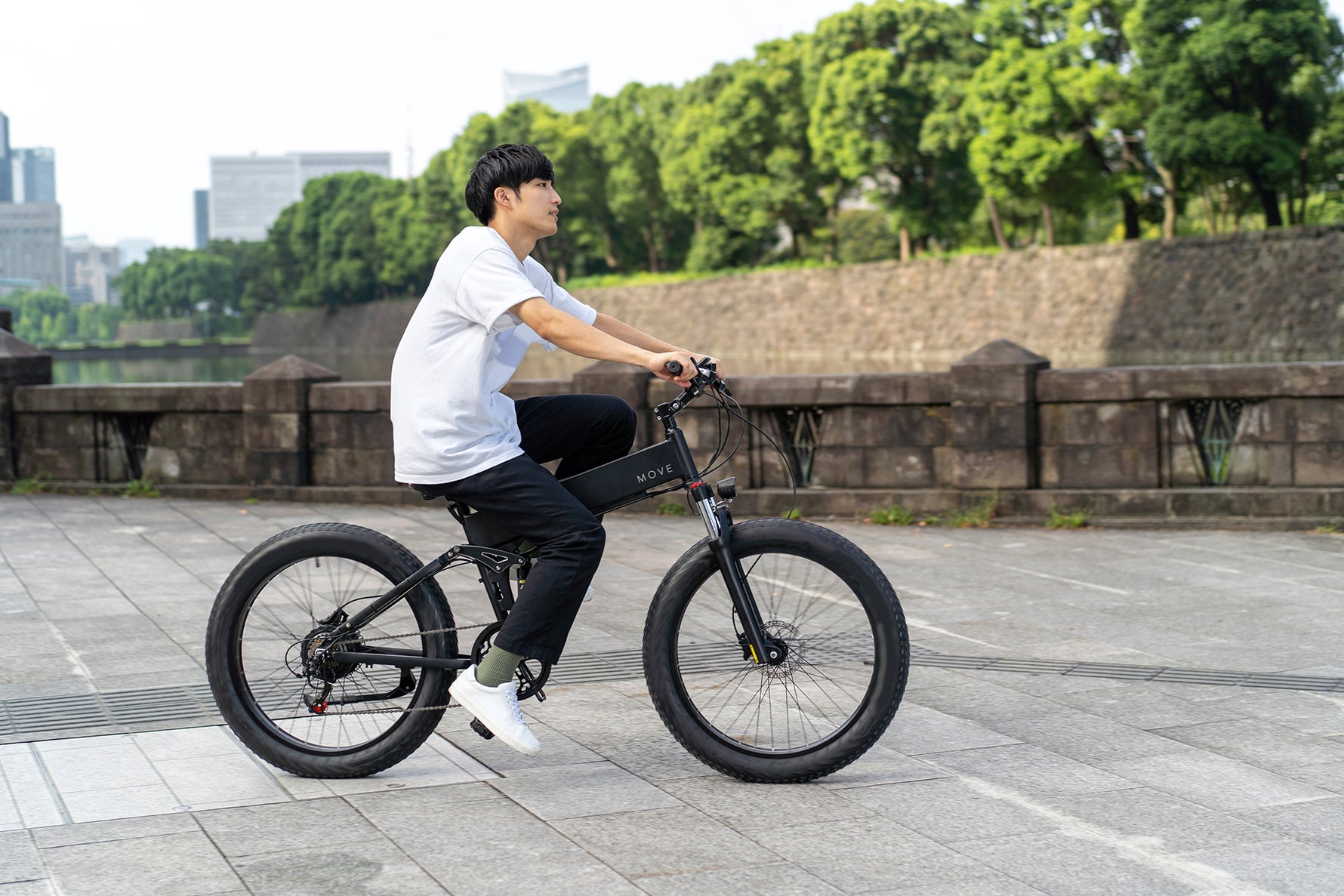MOVE.eBike｜日本発E-Bikeブランド｜次世代電動自転車で街乗り・通勤をおしゃれでスタイリッシュに